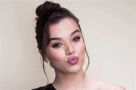 Bumblebee Hailee Steinfeld Rgeekboners