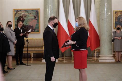 Stan Wyjątkowy Jarosław Kaczyński Został żebrakiem Oto Lista Jego