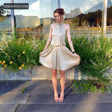 Adriane Sutsch Feet Aznudefeet