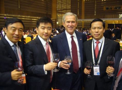 央视名嘴”芮成钢，终为自己的傲慢与自负，付出了代价 知乎