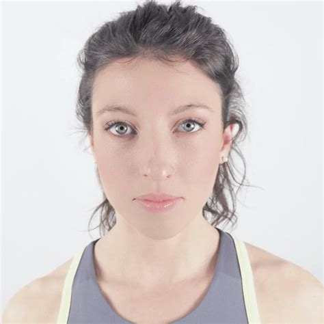 Emma Bates Bio Birthday Age Video Cameo