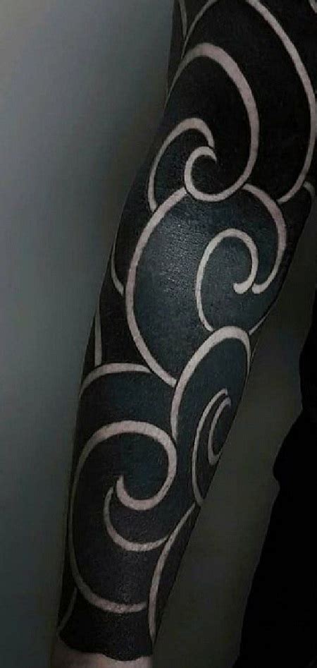 Tatuajes Japoneses Blackwork Y Blackout Estilos Oscuros Y Llamativos