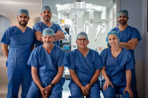 Hla Universitario El Ángel Consolida Su Liderazgo En Cirugía Robótica