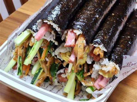 김애자 엄마의 하루는 아무리 이것저것 다 빼고 더해봐도 아이들 입에 들어가는 엄마밥이