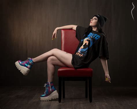 Ashley Lightspeed Nude Model Pics Questhobby