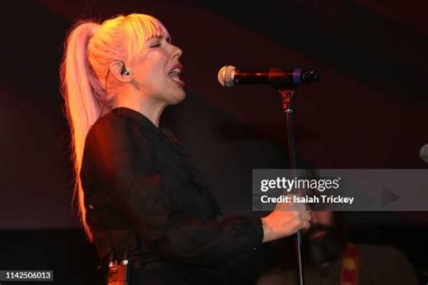 Esthero Photos And Premium High Res Pictures Getty Images