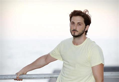 תומר קאפון נגד נתניהו האיש הפחדן הזחוח והמגעיל הזה פילג אותנו עבור טובתו האישית