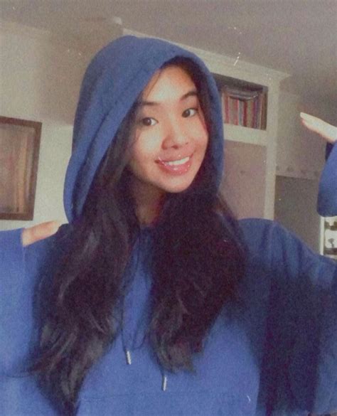 𝚂𝚘𝚙𝚑𝚒𝚊 𝙻𝚊𝚏𝚘𝚛𝚝𝚎𝚣𝚊 👑 On Instagram Filipina Girls Sophia Girl Bands