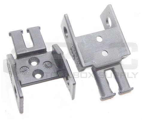 New Igus 060201pz Mounting Bracket Plc Toolbox Supply