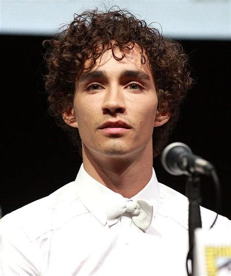 Robert Michael Sheehan Robert Sheehan Court Metrage City Of Bones