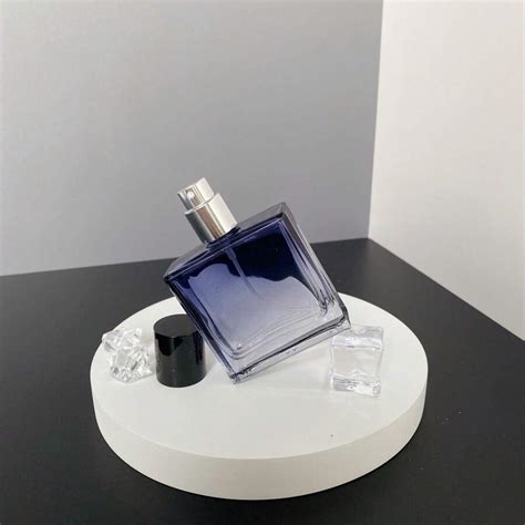 1pc 169oz High End Perfume Bottle Gradient Color Flat Square Perfume Bottle Spray Bottle Glass