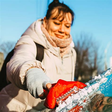 Warning Issued To Drivers Over Dangerous Mistake They Make When De Icing Car Windscreens