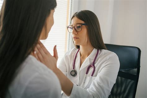 8 Syphilis Symptoms In Women How To Know If You Have Syphilis