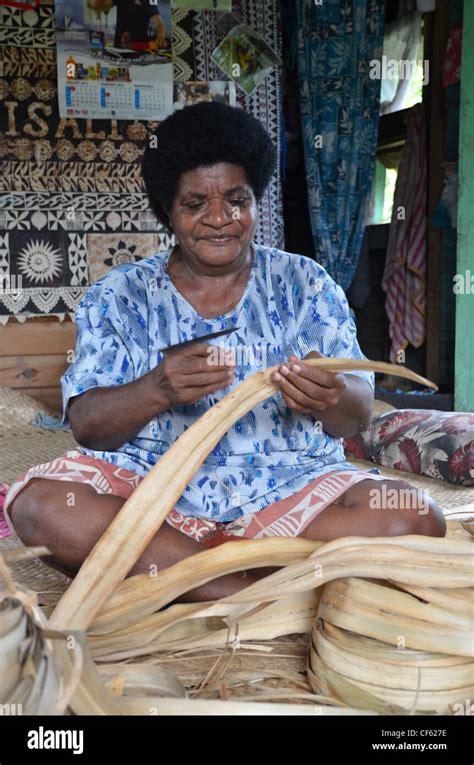 Traditional Weaving In Fiji Weaving Women To The Rescue Of Fijian