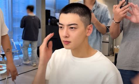 차은우 입대 전 남긴 선물…삭발 비하인드 공개 “내 두피 이렇게 생겼네”