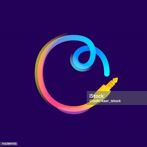 O 문자 로고는 미니 잭 아이콘과 무지개 빛이있는 생생한 그라데이션 라인 와이어로 만들어졌습니다 Dj에 대한 스톡 벡터 아트 및 기타 이미지 Istock