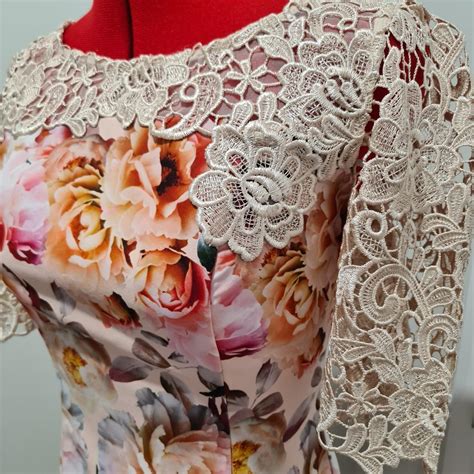 Stunning Floral Dress Size 8 With Lace Fully Lined Depop