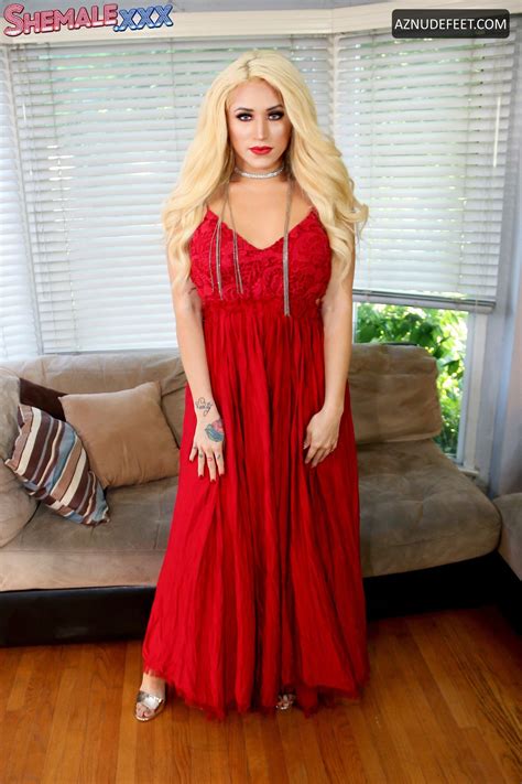 Sofia Ferreira Feet Aznudefeet