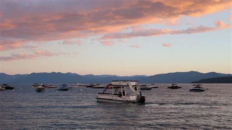 Captained Sunset Cruise North Lake Tahoe Boat Rental