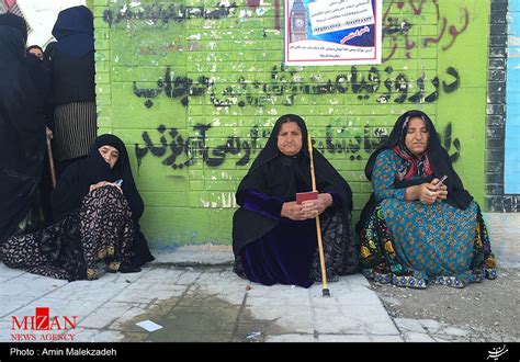 ساعاتی قبل از شروع رأی گيری انتخابات مجلس و خبرگان در شهرستان نورآباد فارس