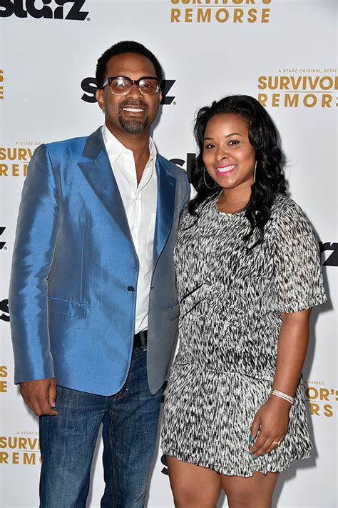 Mike Epps Caught Flirting With Other Woman On Twitter By His Wife Hollywood Life