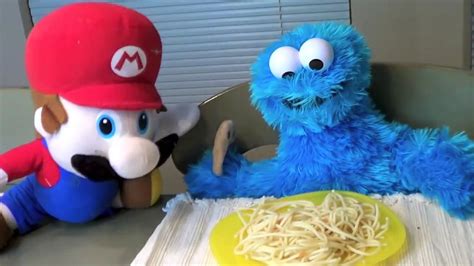 Sesame Street Cookie Monster Eating Cookies