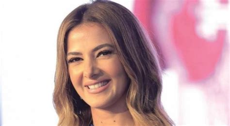 جو 24 دنيا سمير غانم تهنئ حسن الرداد بعد طرح فيلمه الجديد