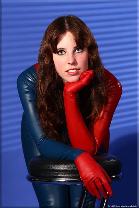 Jayjay Blau Rot Catsuitmodel