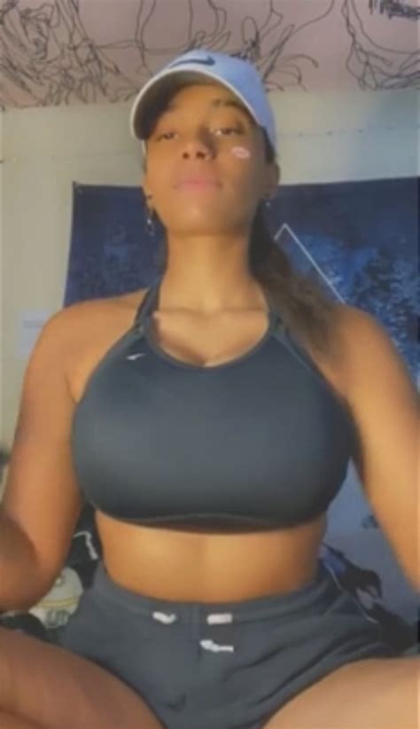 Whats Her Name 1065751 Answered ›