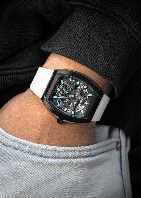 Frost Nyc Mens Watch Automatic Skeleton Sport Black Watch Frst 01