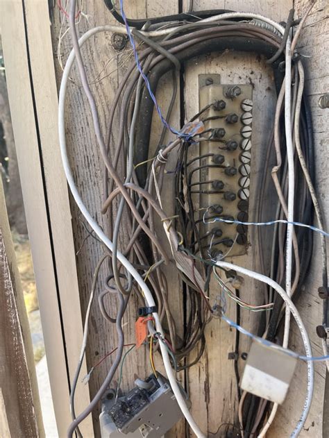 Anyone Know How To Wire This Mess Rattwireless