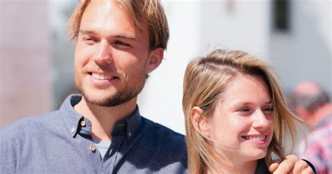 [video] 5 Ways You Know That Youre Dating A Dutch Guy