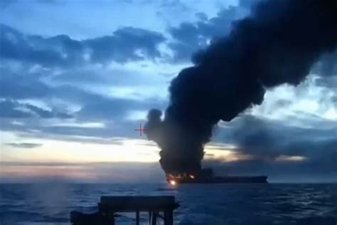 Ukraine Drones Strike Russian ‘shadow Fleet Oil Tankers In Black Sea