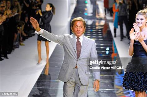 72284 Valentino Ready To Wear Photos And High Res Pictures Getty Images