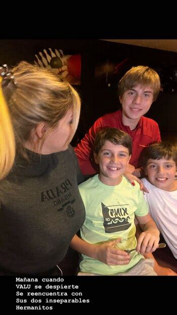 Wanda Nara Ya Está En La Argentina Llegó Con 7 Valijas Mostró Su