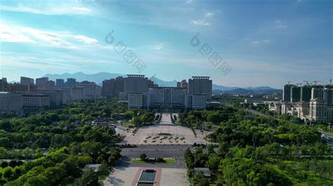 航拍江西上饶市民公园图片 包图网企业站