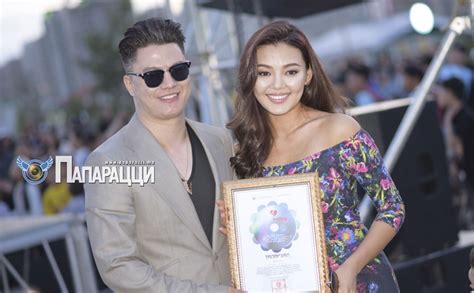 Дуучин жүжигчин ЭУрангоо A Cool ийн талархалыг хүлээжээ