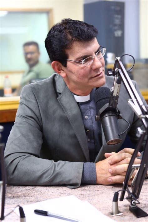 No Centenário Do Rádio No Brasil As Histórias De 4 Sacerdotes Com As Vidas Ligadas A Este Meio