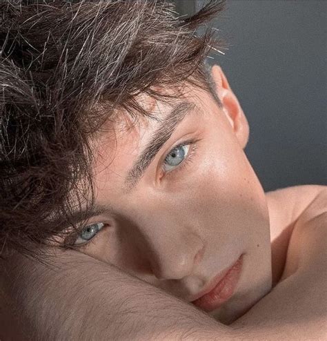 Bright Blue Eyes Boys With Curly Hair Blue Eyes Guys Men With Blue