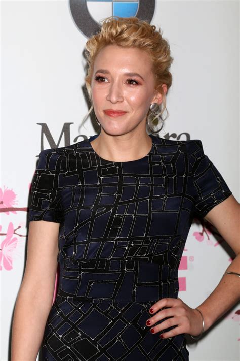 Madelyn Deutch ‚the Year Of Spectacular Men‘ Review Ndaix