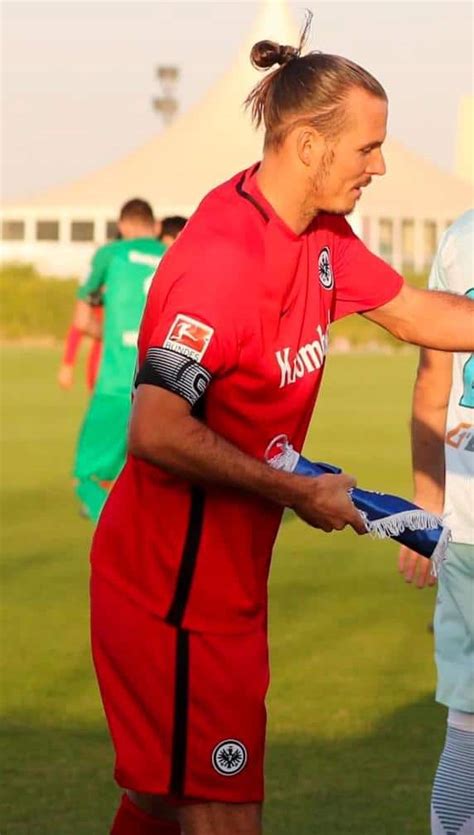 Alex Meier Vermögen Privatvermögen Des Ehem Fußballers