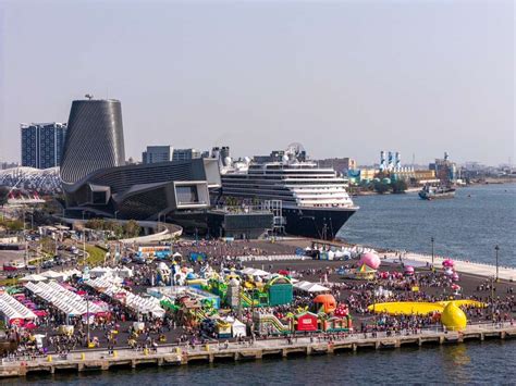 黃色小鴨破 萬人朝聖 高端遊輪海外旅遊團及自由行旅客競相造訪 高雄國際觀光放異彩高雄旅遊網