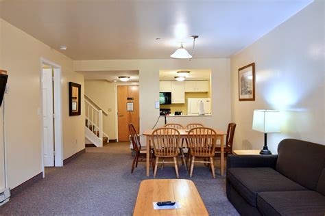Town Square Condominiums — Waterville Valley Resort