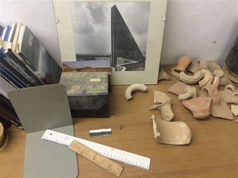 Vertical Element Noa Giniger Maarav