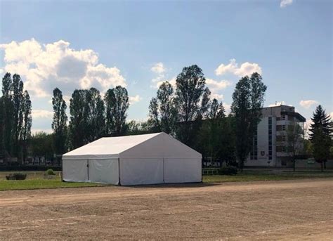 Miliardář Dědek Zřejmě Nové Skladové Haly Stavět Nebude Chystá Však Kontroverzní Arénu