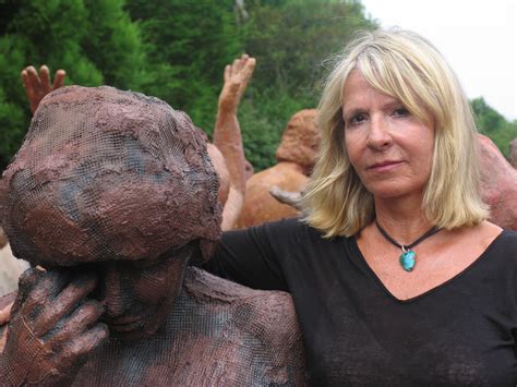 Bio — Suse Lowenstein