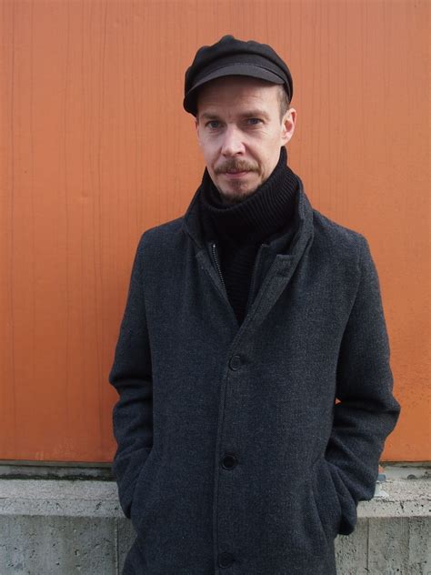 Vesa Etelämäki • Poesia