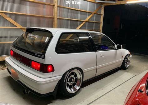 Clean Honda Civic Sedan