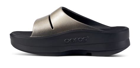Oofos Womens Oomega Ooahh Recovery Slide Sandal Black Oofos