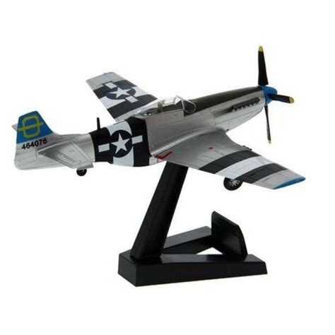 Us P 51d Mustang Brand Easy Model 37291 1 72 Display Model Shopee Malaysia